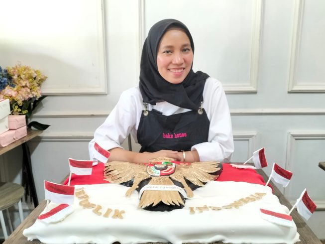 Kue Merah Putih dengan Lambang Garuda Indonesia Semarakkan Kemerdekaan ...